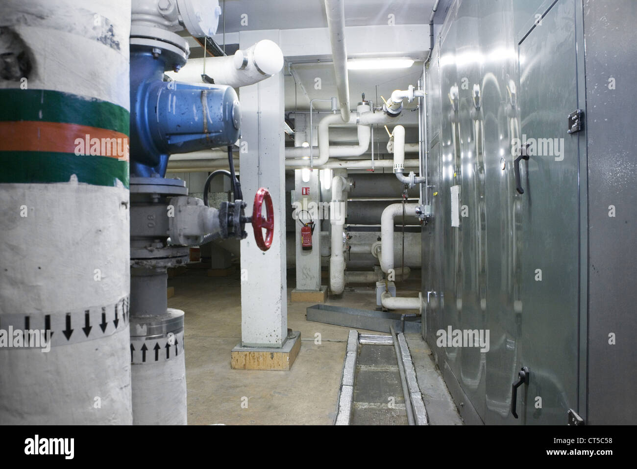 Air conduit hi-res stock photography and images - Alamy