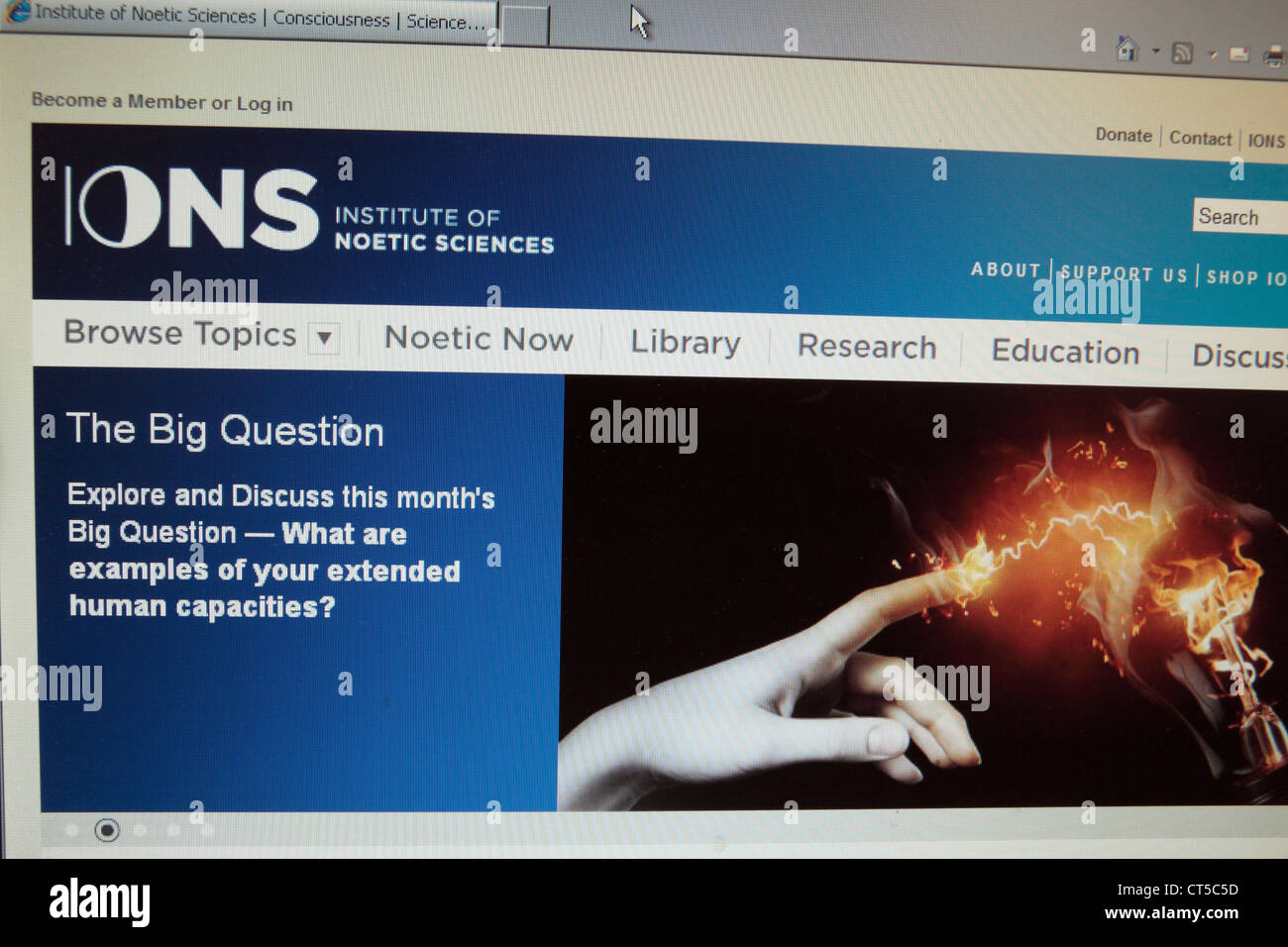 Screen view of The Institute of Noetic Sciences website Stock Photo - Alamy