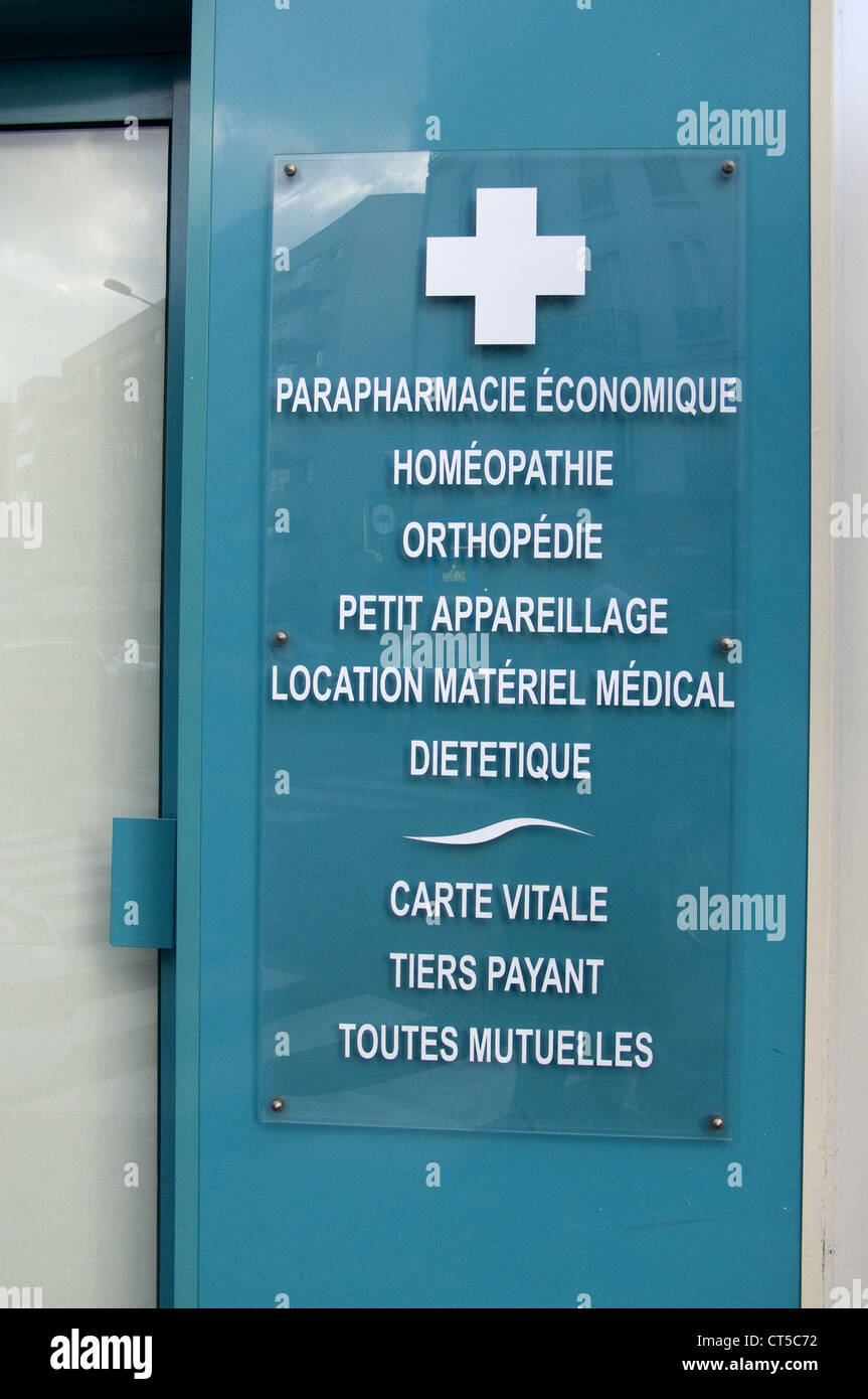 OUTSIDE OF A CHEMIST'S SHOP Stock Photo - Alamy