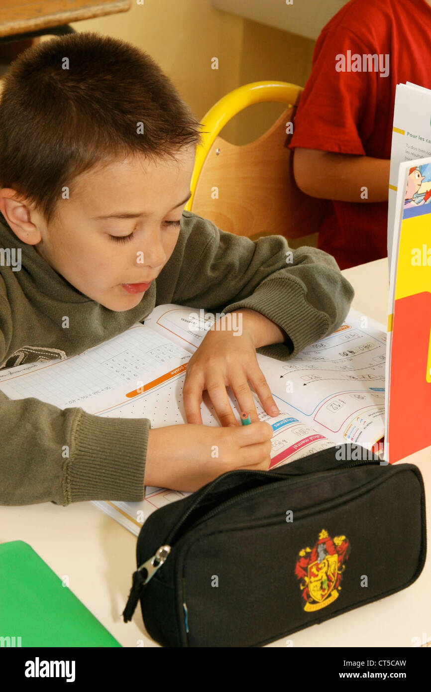 12 year old classroom math hi-res stock photography and images - Alamy