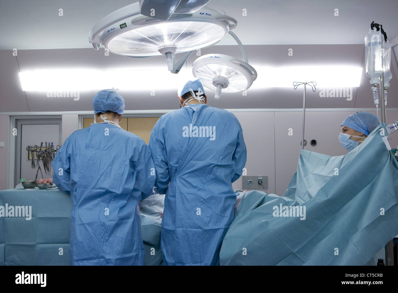 Nephrectomy hi-res stock photography and images - Alamy