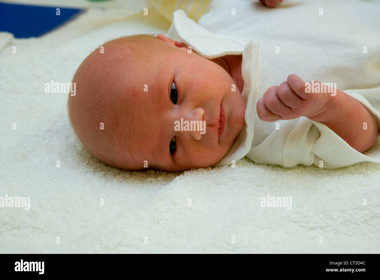 Two days old newborn baby hi-res stock photography and images - Alamy