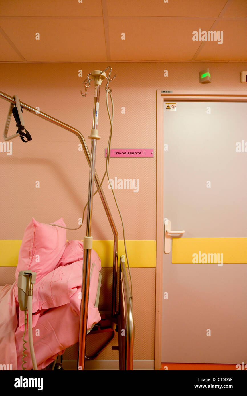 INTERIOR OF A HOSPITAL Stock Photo - Alamy