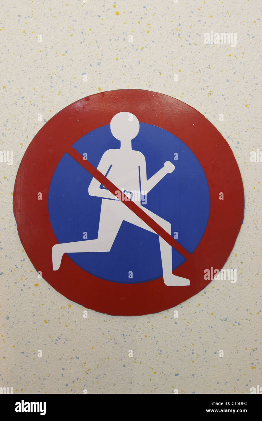 Pool signage hi-res stock photography and images - Alamy