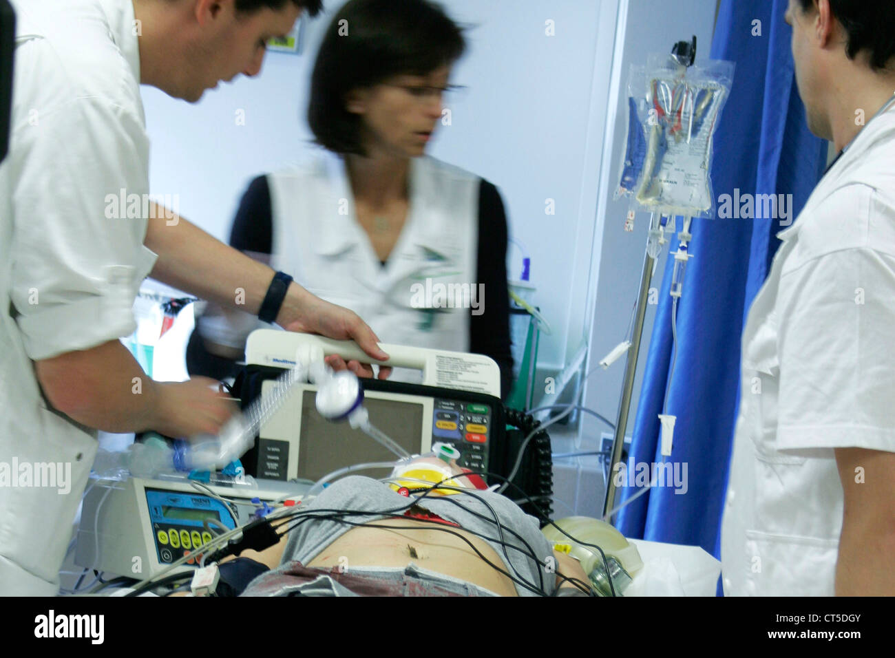 EMERGENCY CASE, HOSPITAL Stock Photo - Alamy