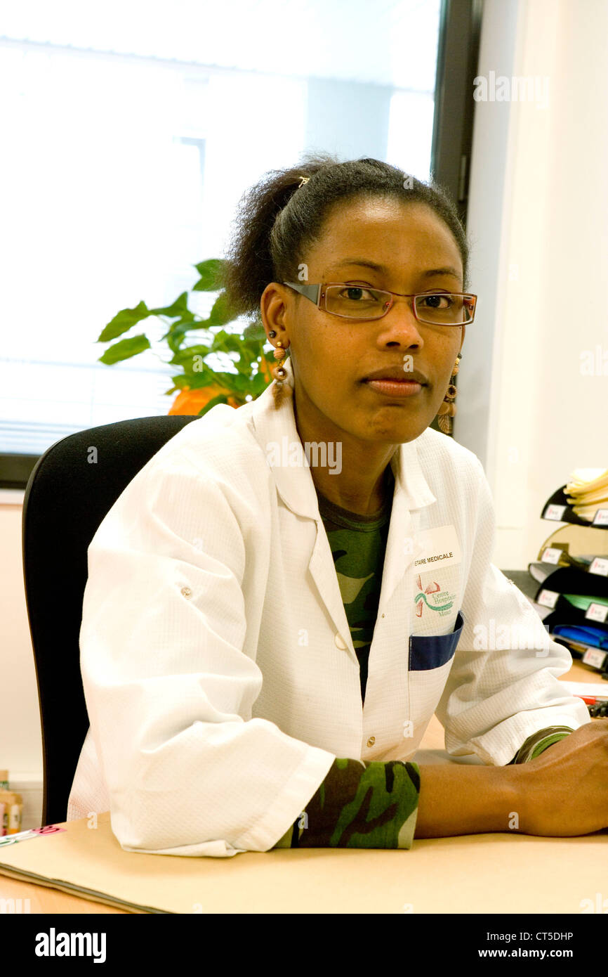 Medical womens hi-res stock photography and images - Alamy