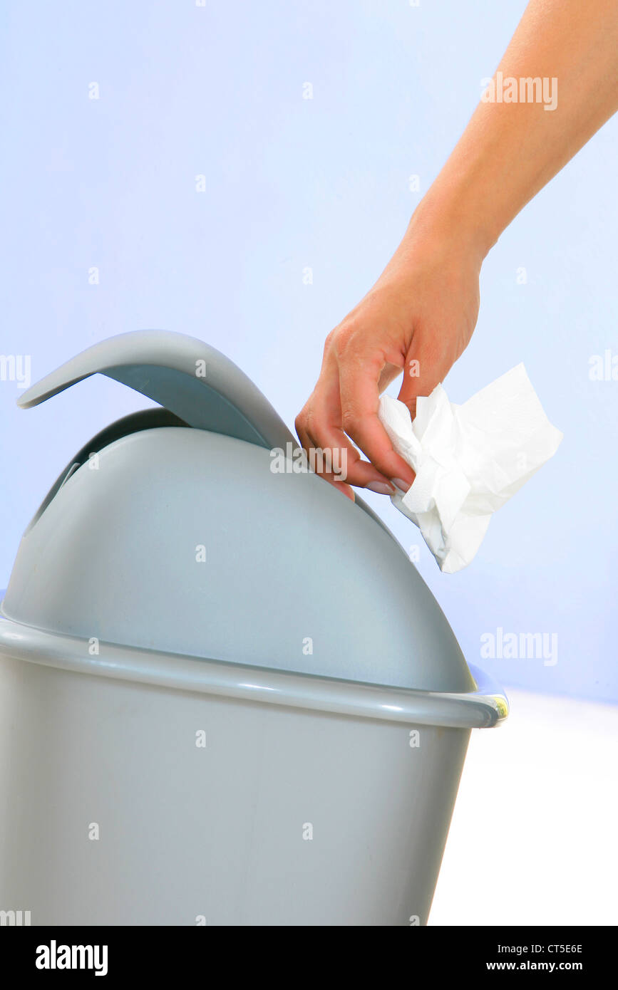 Garbage prevention hi-res stock photography and images - Alamy