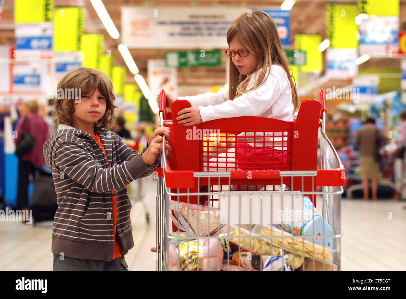 Two shopping carts hi-res stock photography and images - Alamy