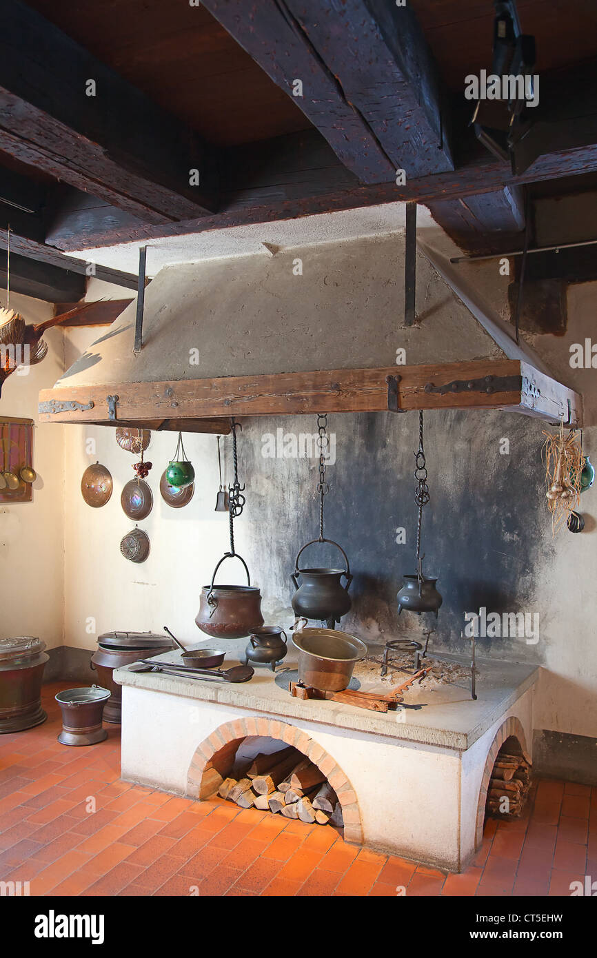 Gothic kitchen medieval castle stone hi-res stock photography and ...