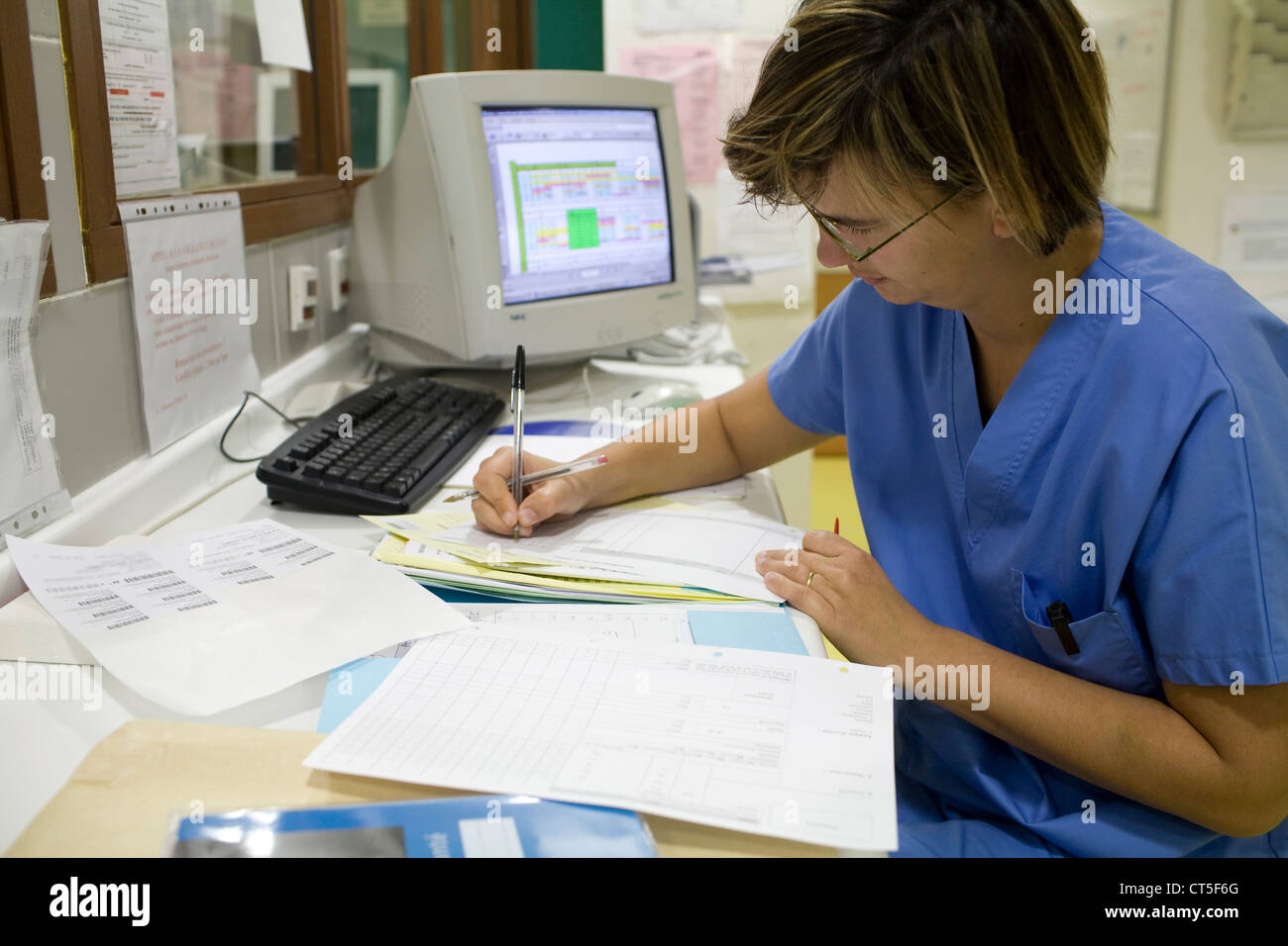 The midwife hi-res stock photography and images - Alamy