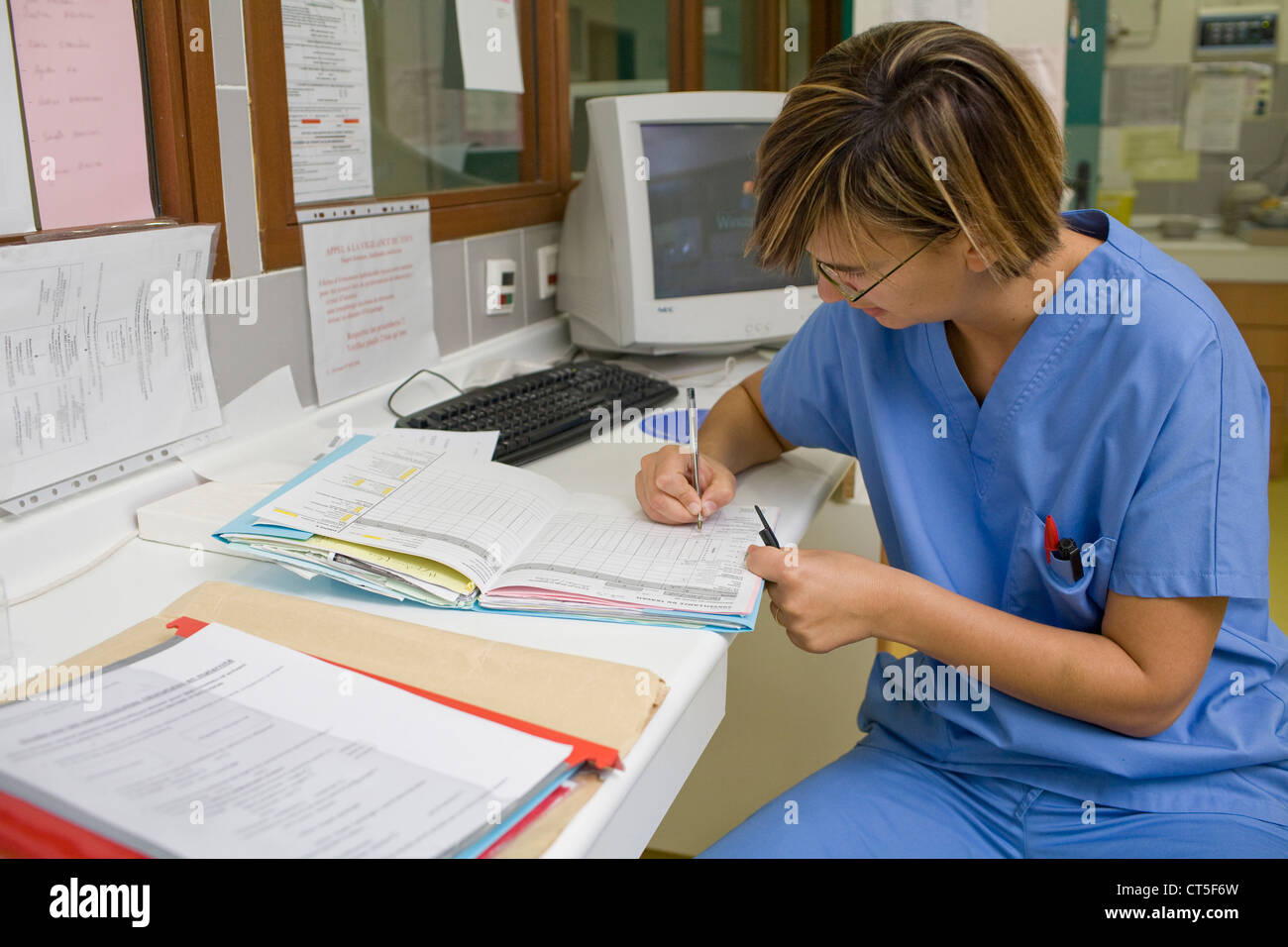 The midwife hi-res stock photography and images - Alamy