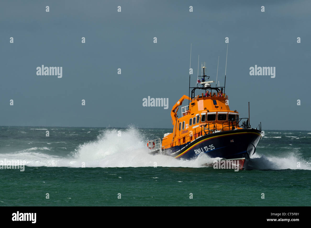 High speed fast lifeboat hi-res stock photography and images - Alamy