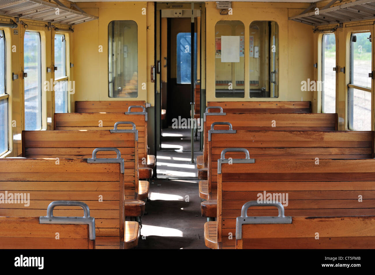 Old railway carriage interior hi-res stock photography and images - Alamy