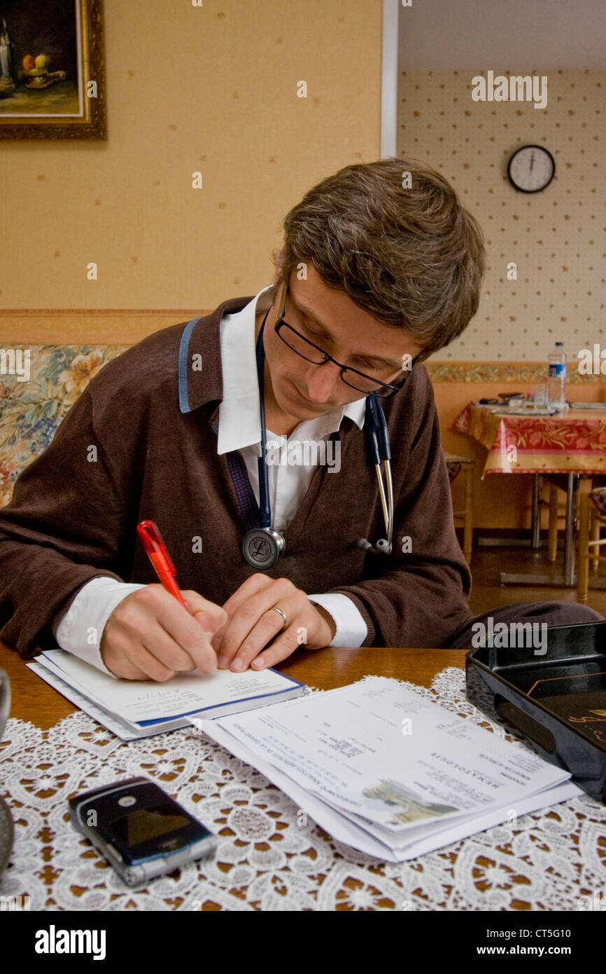 Writing prescription healthcare professionals hi-res stock photography ...