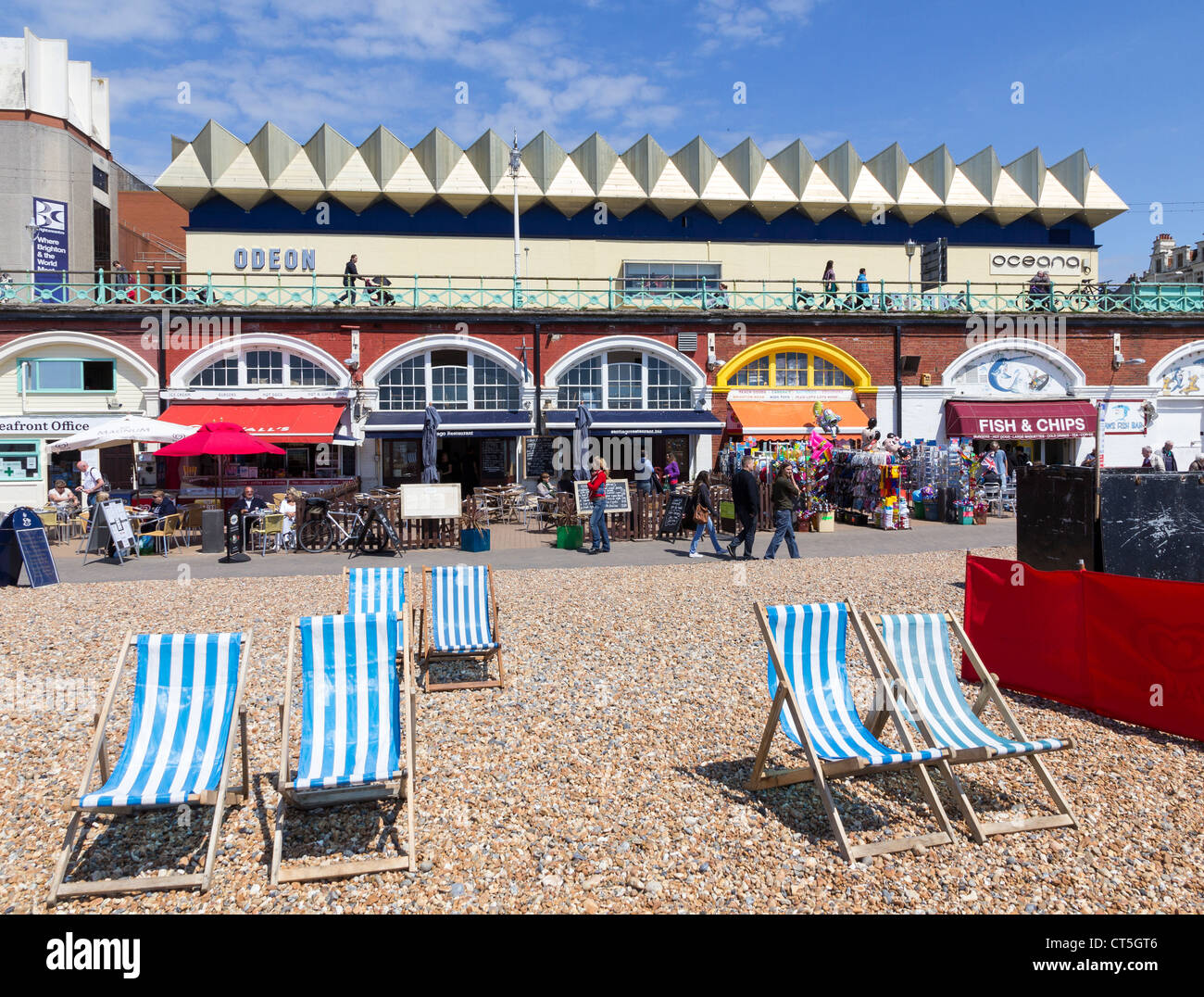 Brighton seafront bars hi-res stock photography and images - Alamy