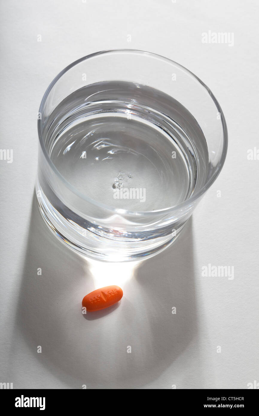 Scored tablet hi-res stock photography and images - Alamy