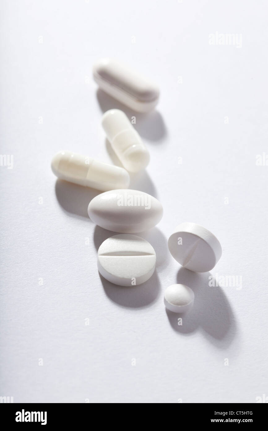 Scored tablets hi-res stock photography and images - Alamy