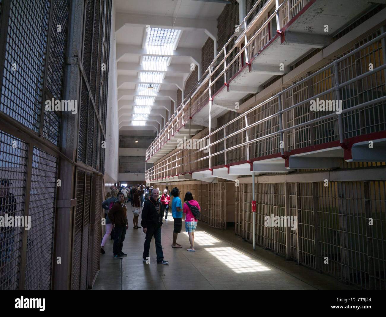 Us prison cell block hi-res stock photography and images - Alamy