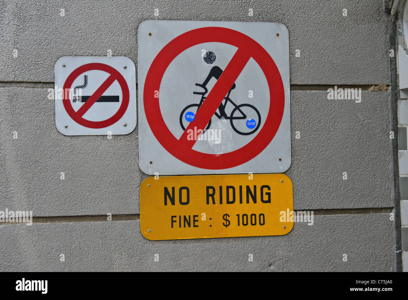 Prohibition posters singapore hi-res stock photography and images - Alamy Prohibition posters singapore hi-res stock photography and images - Alamy