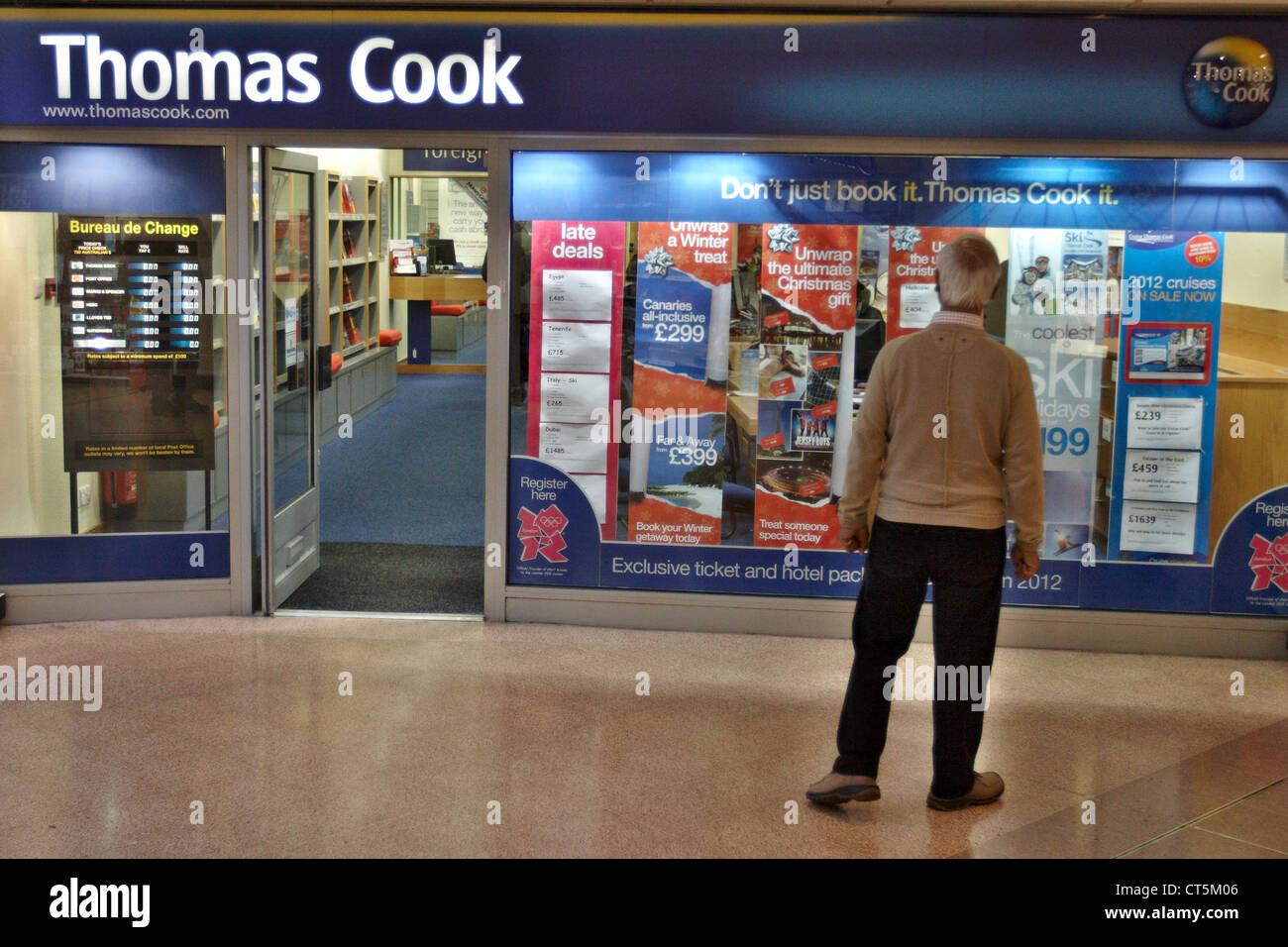 Thomas cook travel agency hi-res stock photography and images - Alamy
