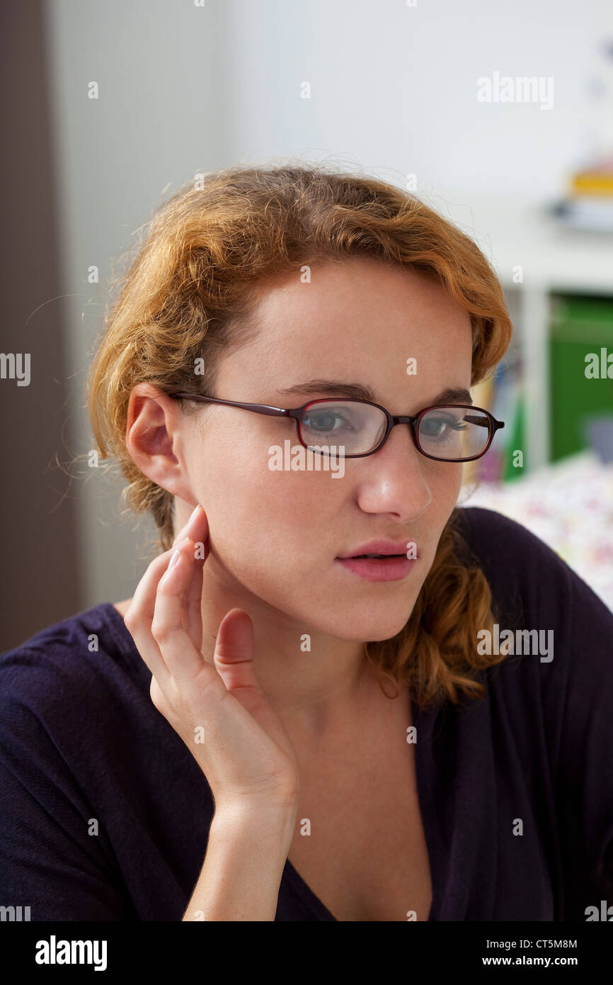 PAINFUL TOOTH IN A WOMAN Stock Photo - Alamy