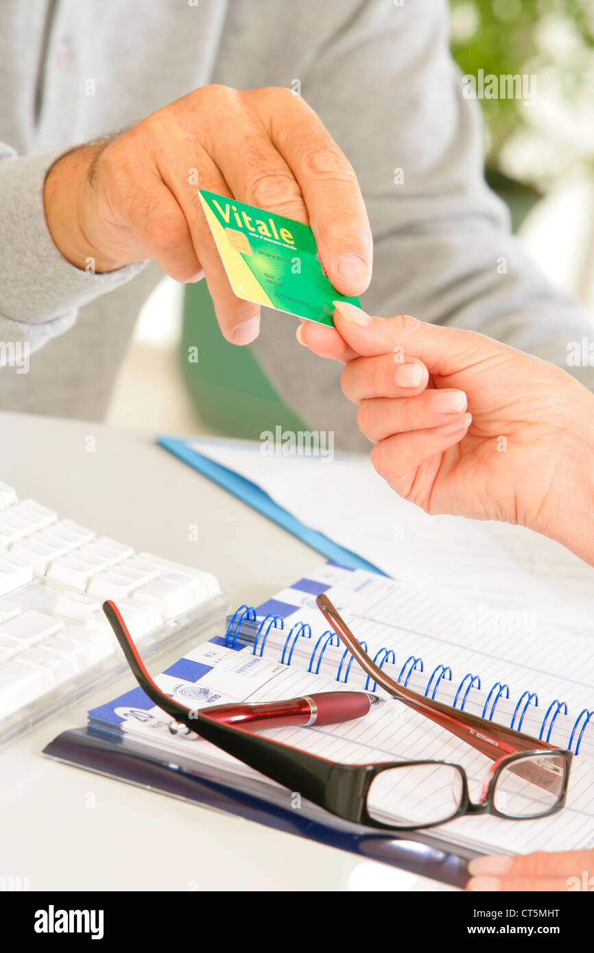 NAT'L HEALTH SERVICE CARD Stock Photo - Alamy