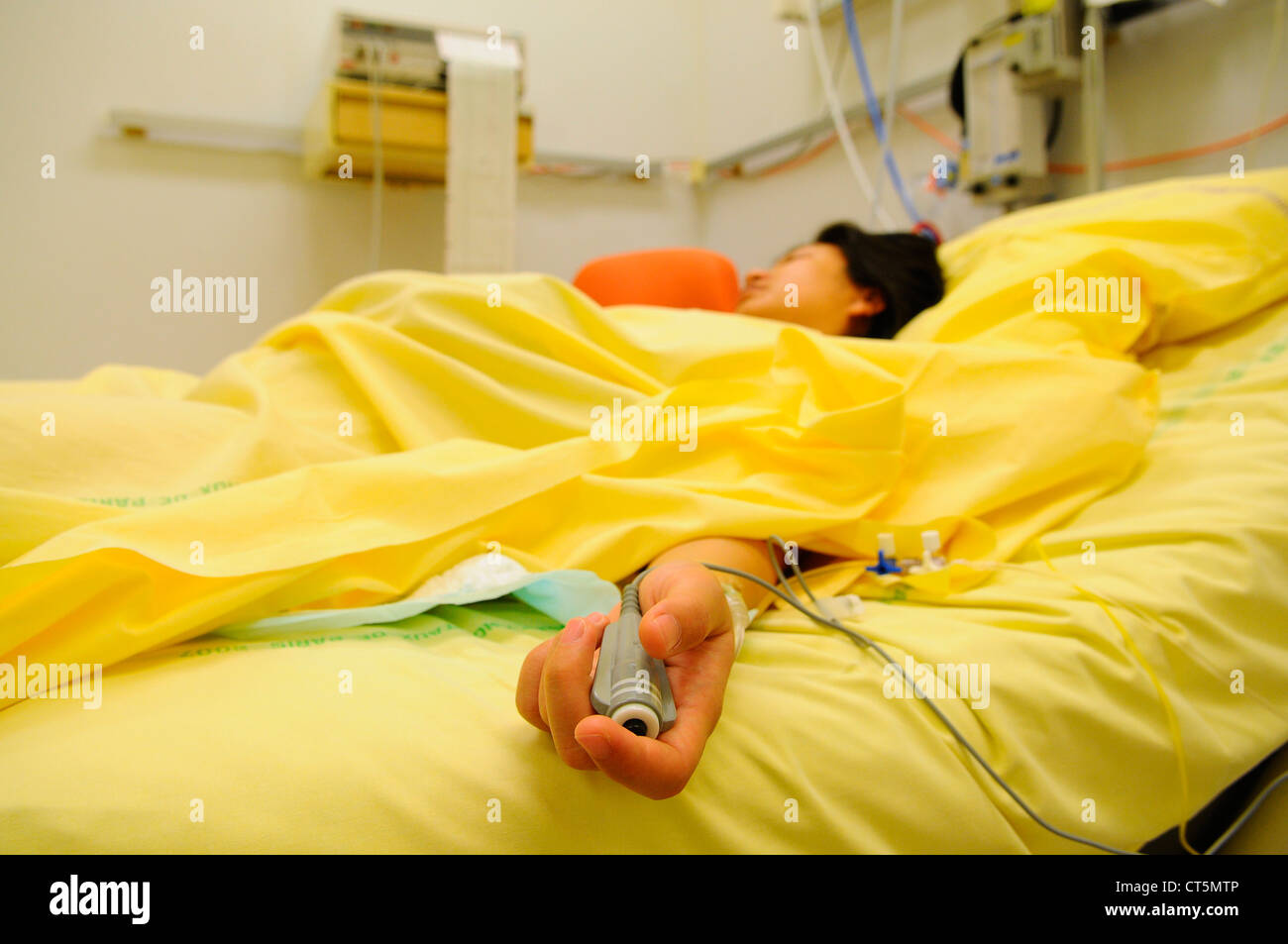 Patient controlled analgesia hi-res stock photography and images - Alamy