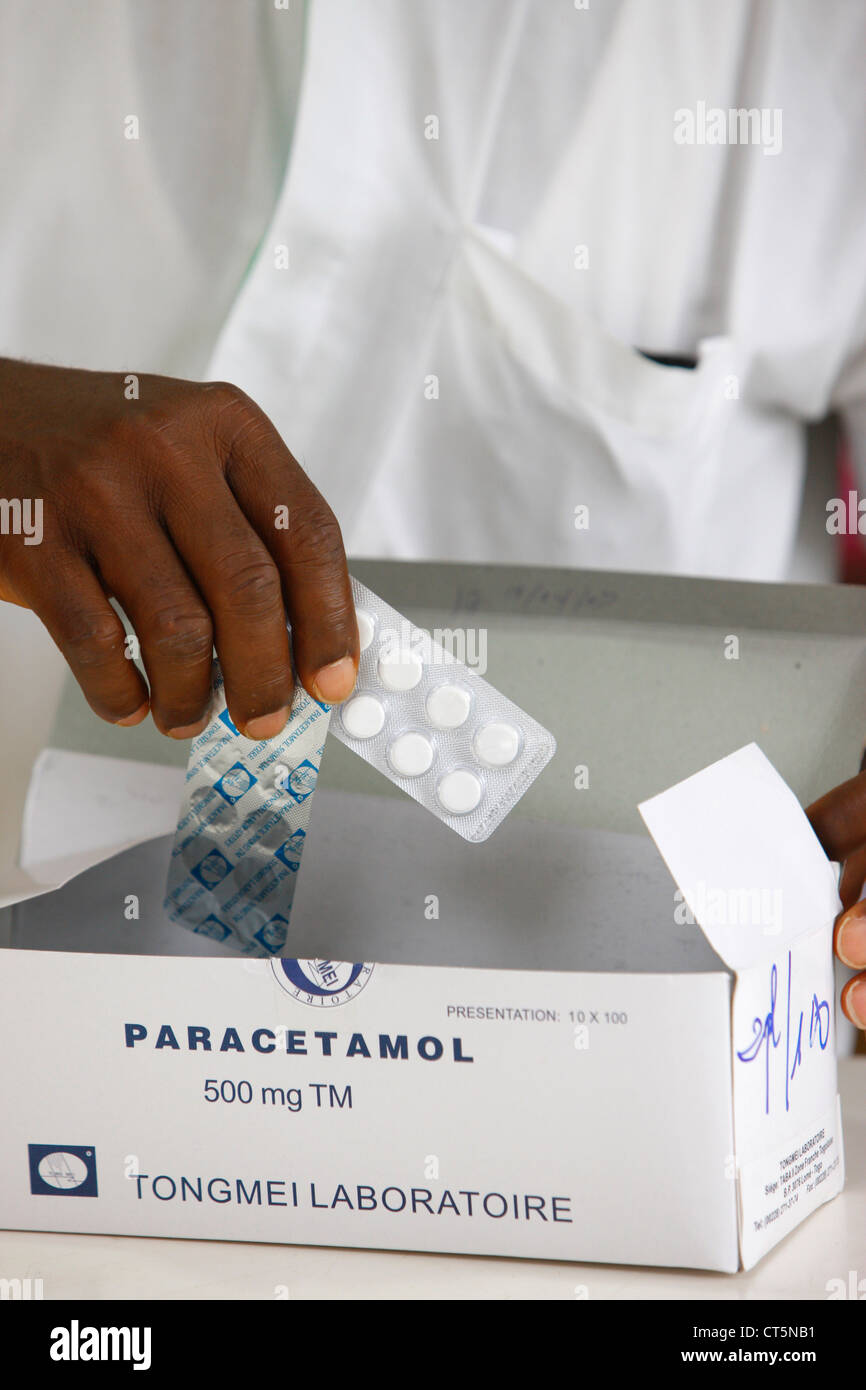 Paracetamol box hi-res stock photography and images - Alamy
