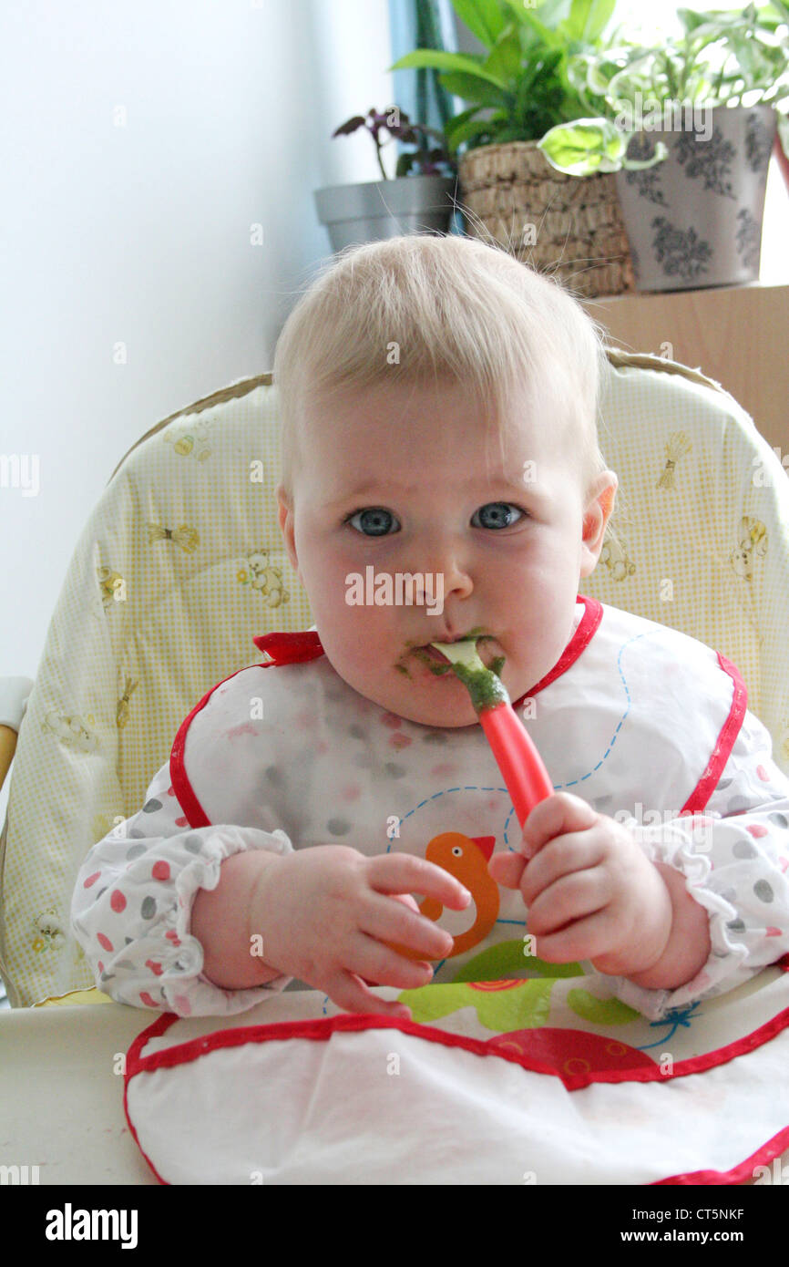 Infant nutritional products hi-res stock photography and images - Alamy