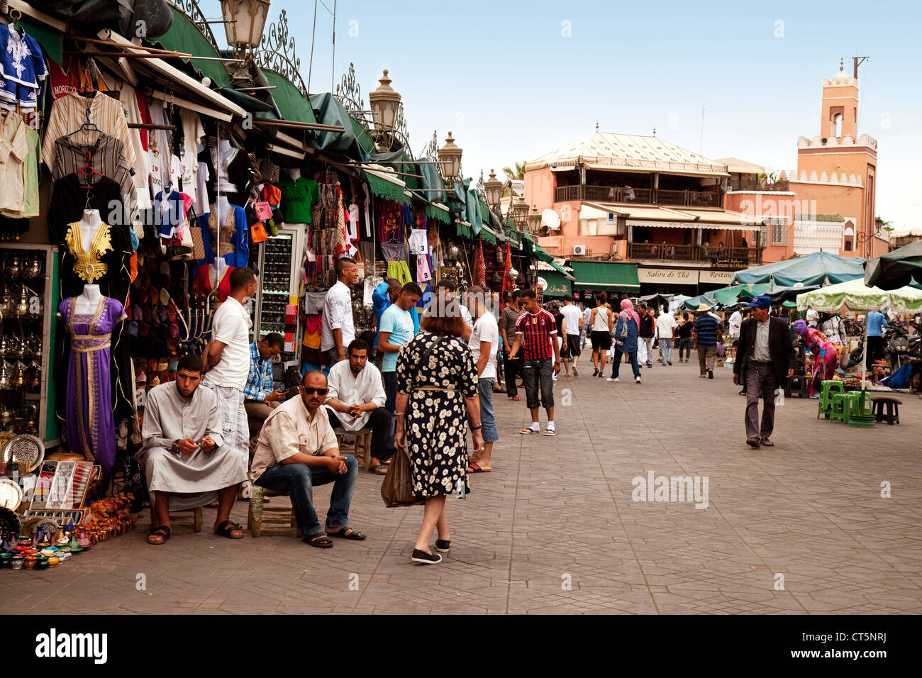 Shopping marrakech hi-res stock photography and images - Alamy