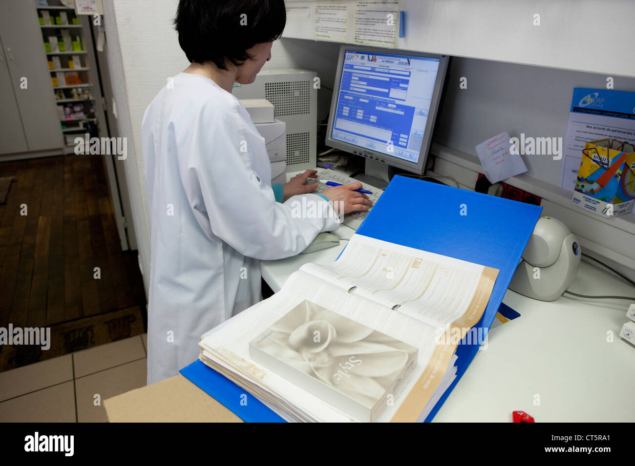 Commercial order hi-res stock photography and images - Alamy