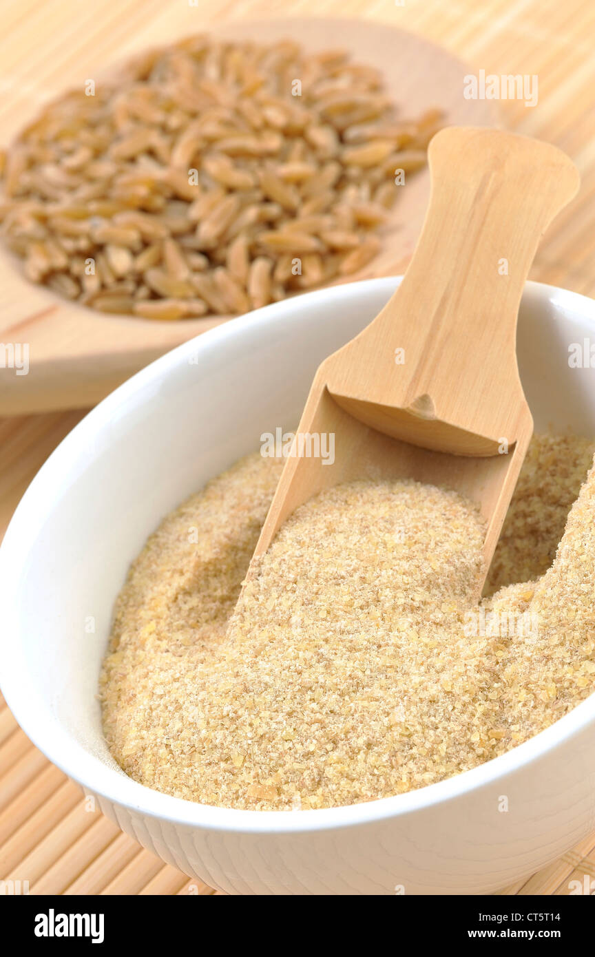 Khorasan flour hi-res stock photography and images - Alamy