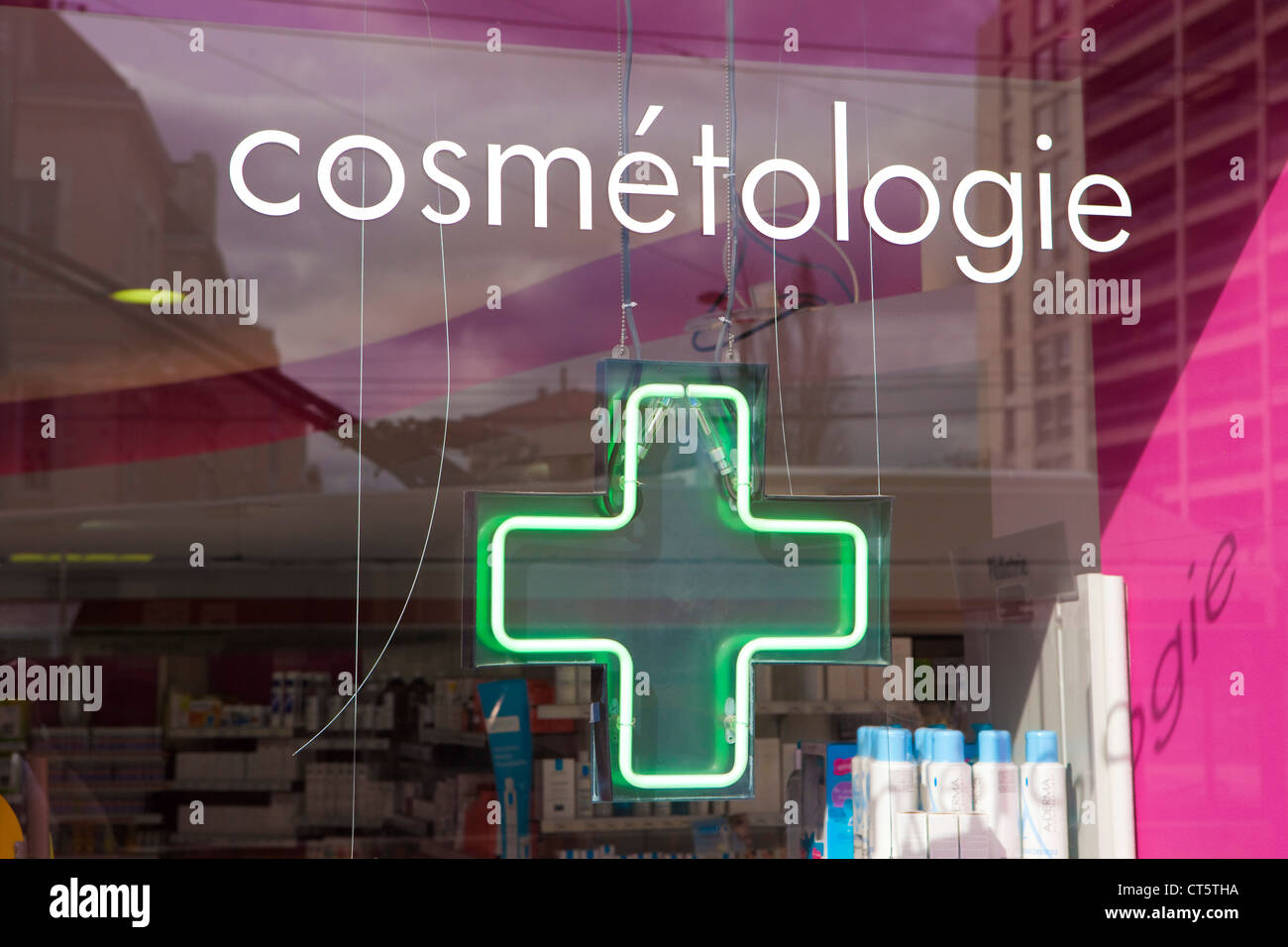 Drug Store Sign High Resolution Stock Photography and Images - Alamy