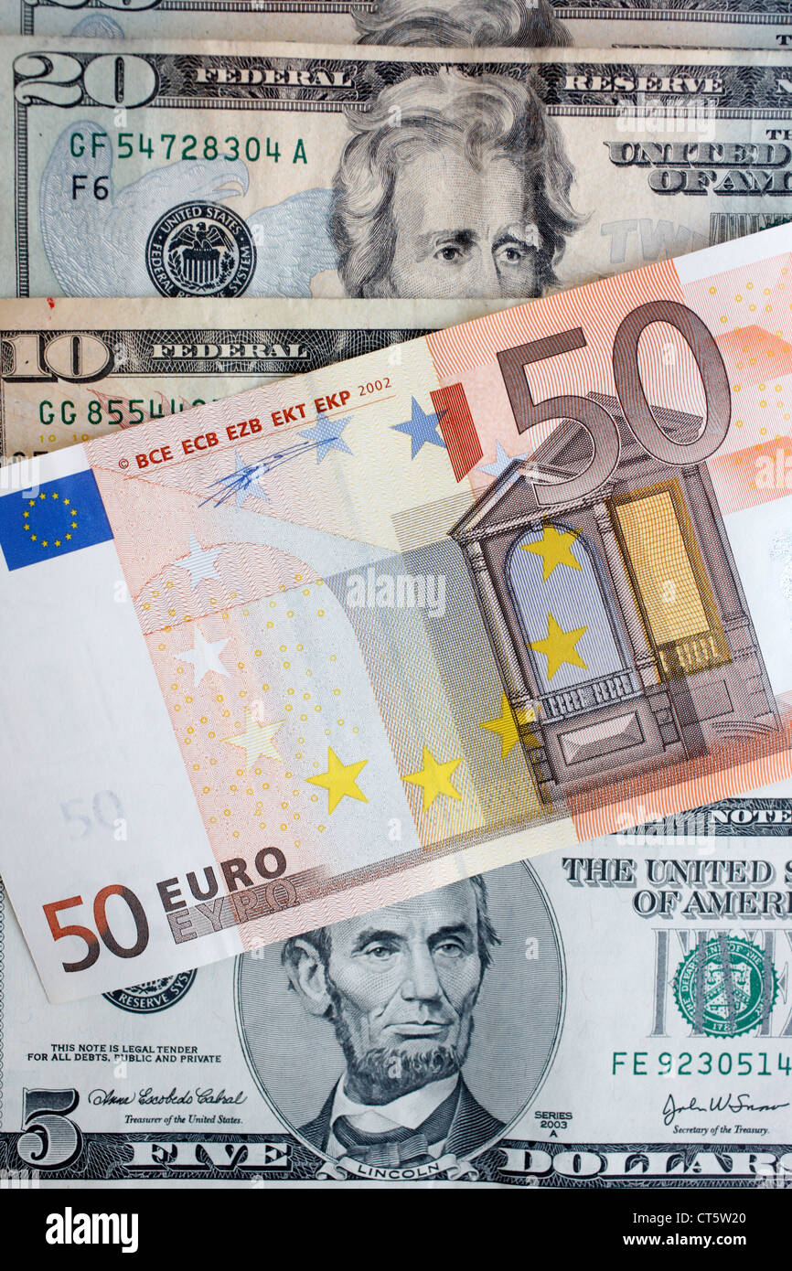 Euro banknote textures hi-res stock photography and images - Alamy