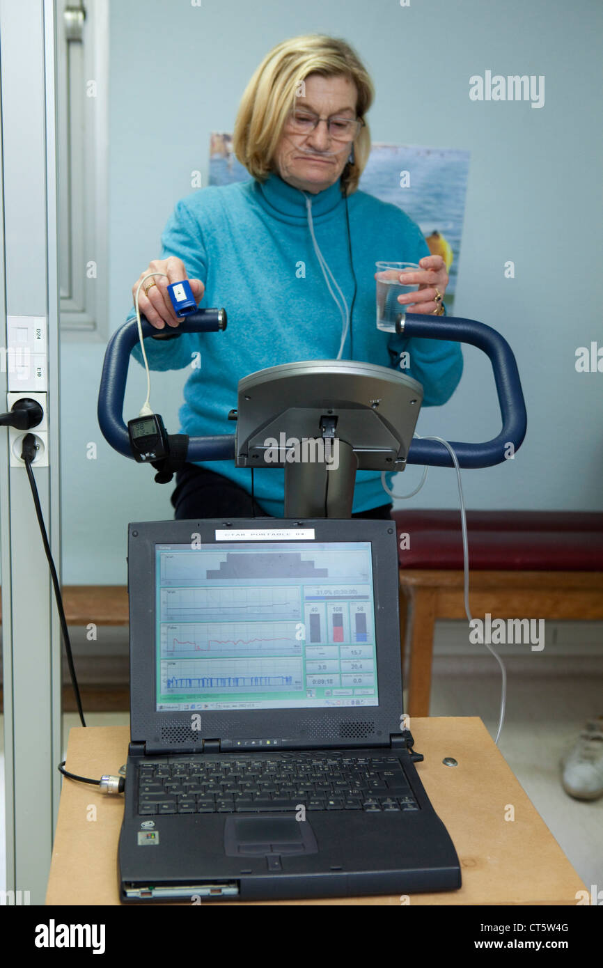 STRESS TEST, ELDERLY PERSON Stock Photo - Alamy