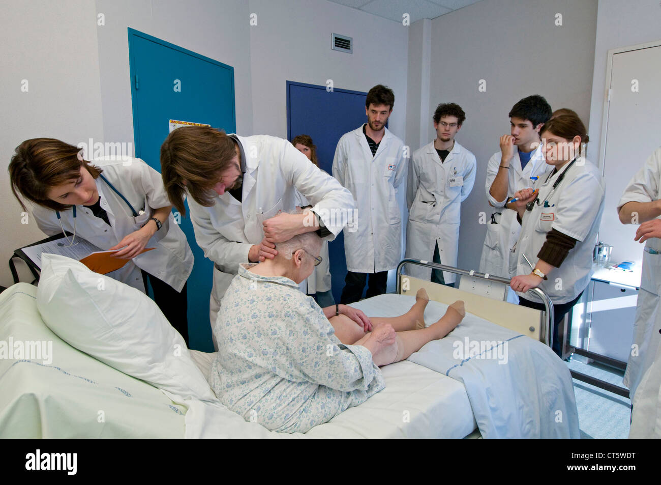School physical examination hi-res stock photography and images - Alamy