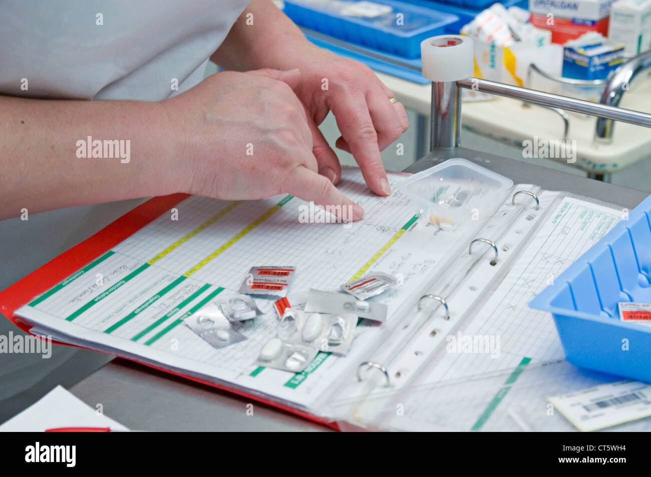 Medication distribution hospital hi-res stock photography and images ...