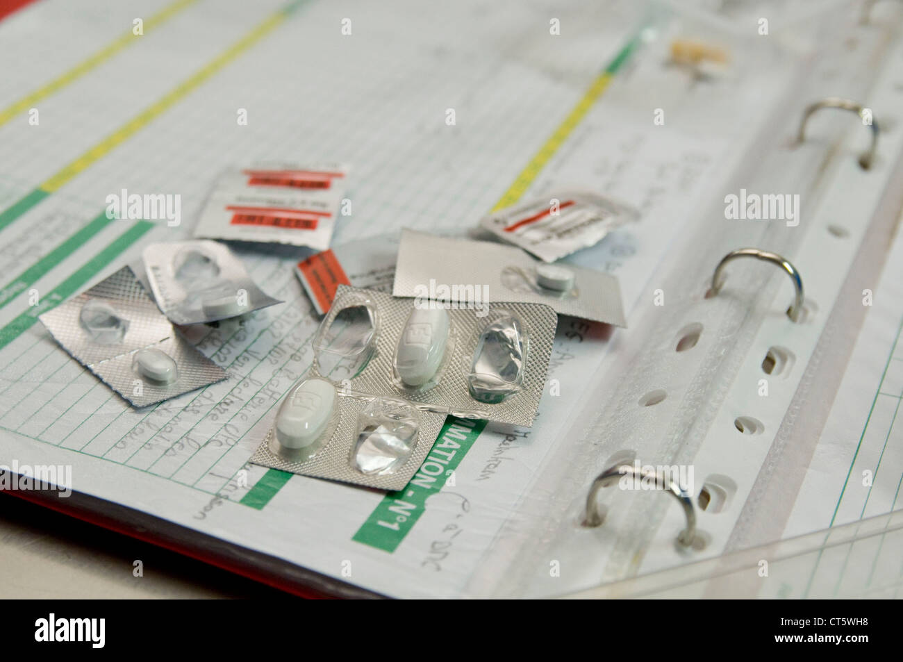 Medical distribution hi-res stock photography and images - Alamy