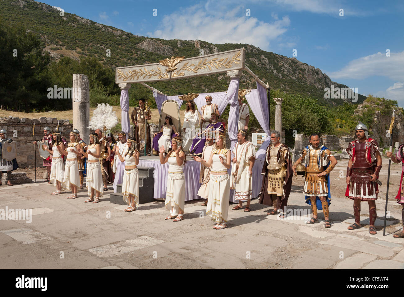 Roman actors hi-res stock photography and images - Alamy