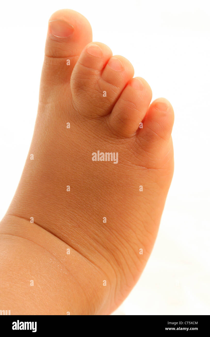 Human webbed feet hi-res stock photography and images - Alamy