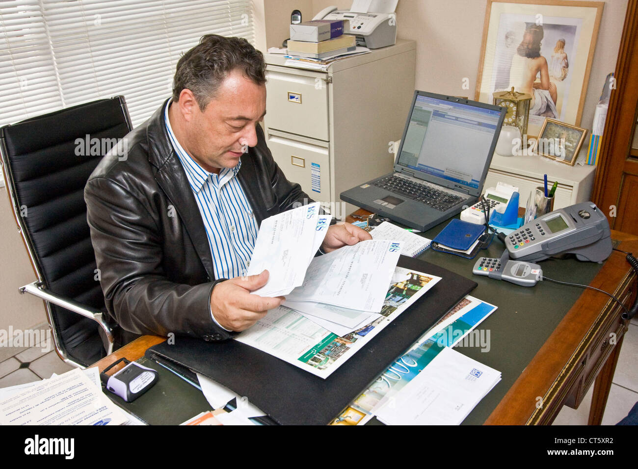 Doctors office visits hi-res stock photography and images - Alamy