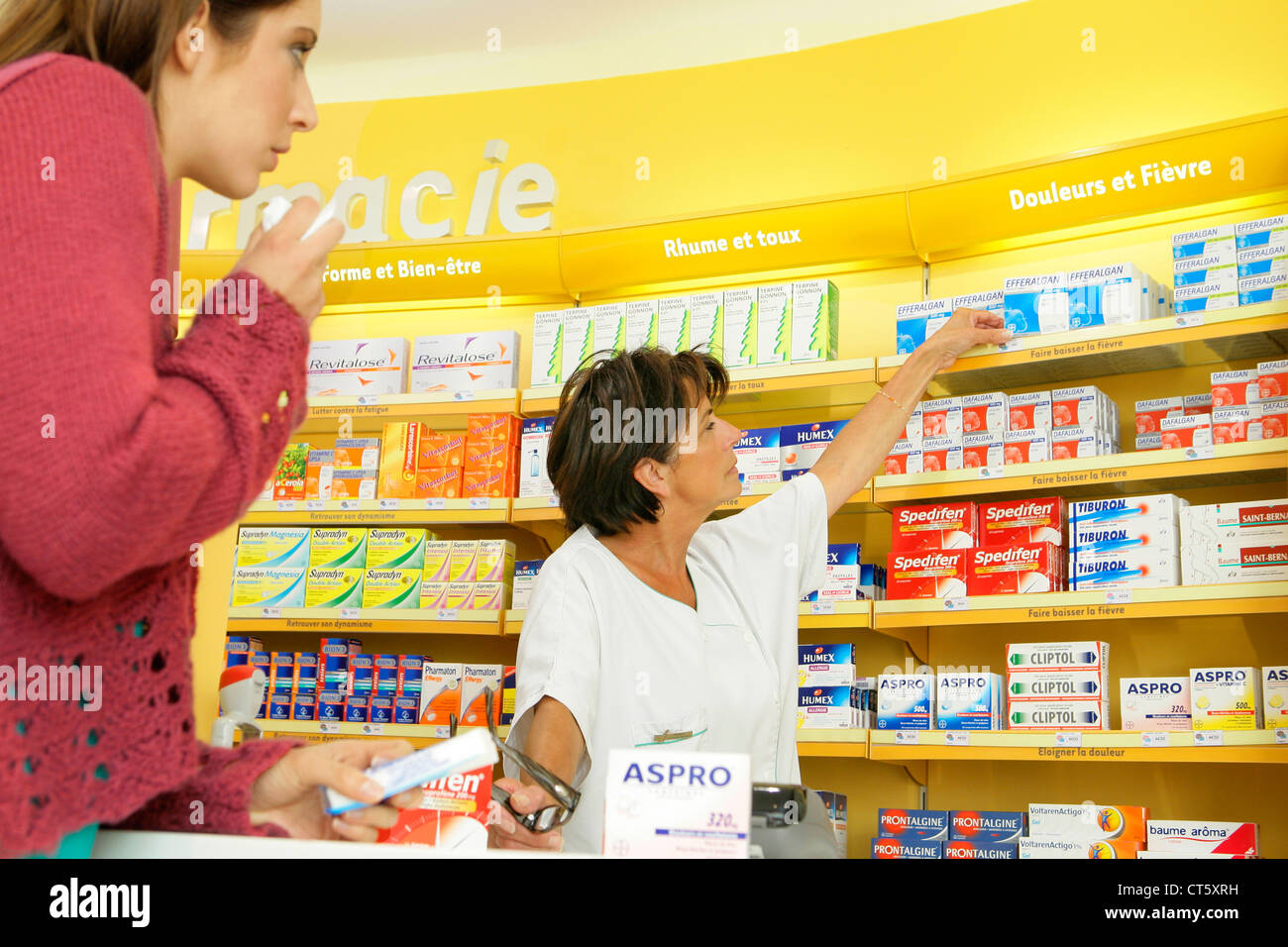 INTERIOR OF A CHEMIST'S SHOP Stock Photo - Alamy
