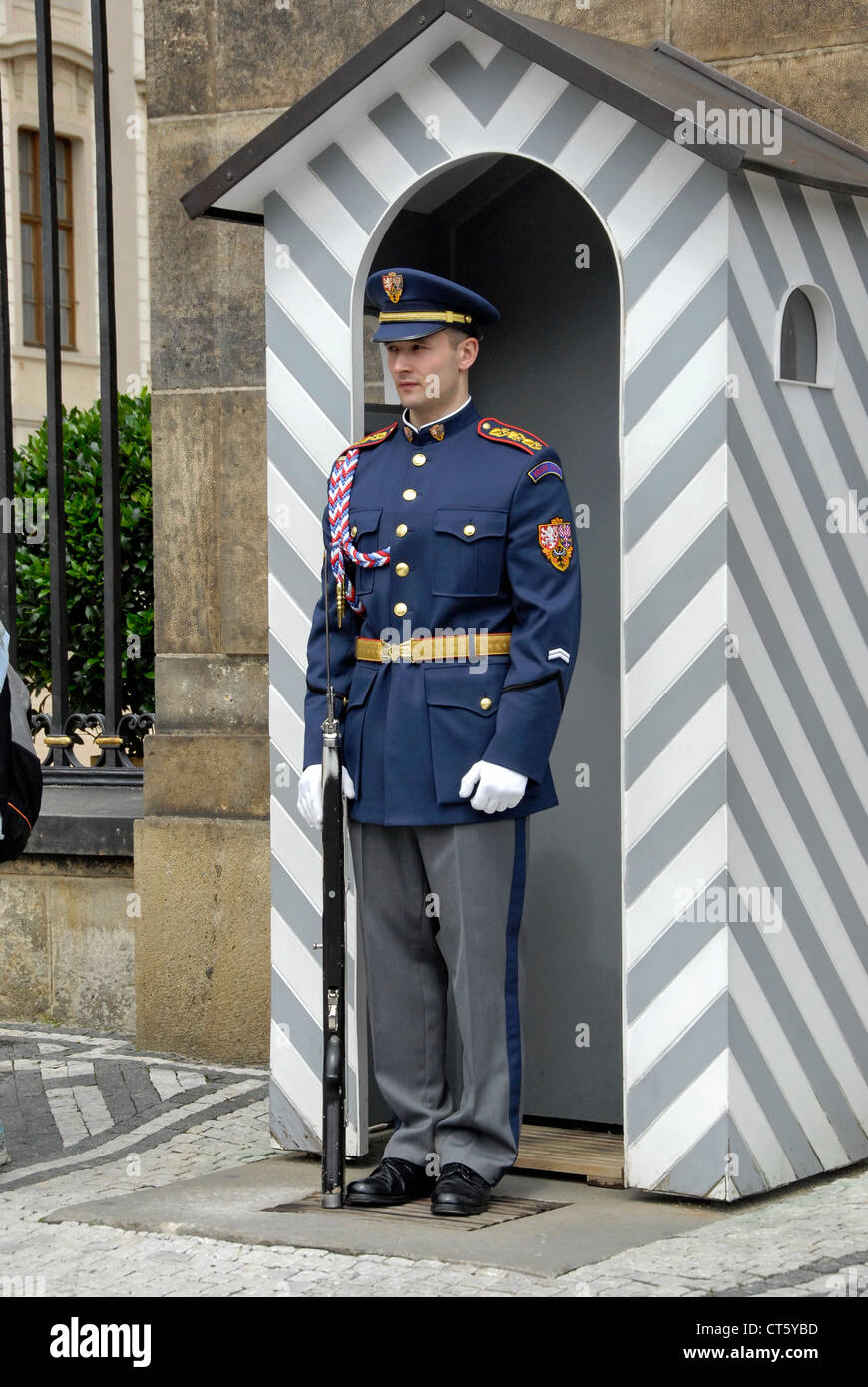 Prague castle sentry guard hi-res stock photography and images - Alamy