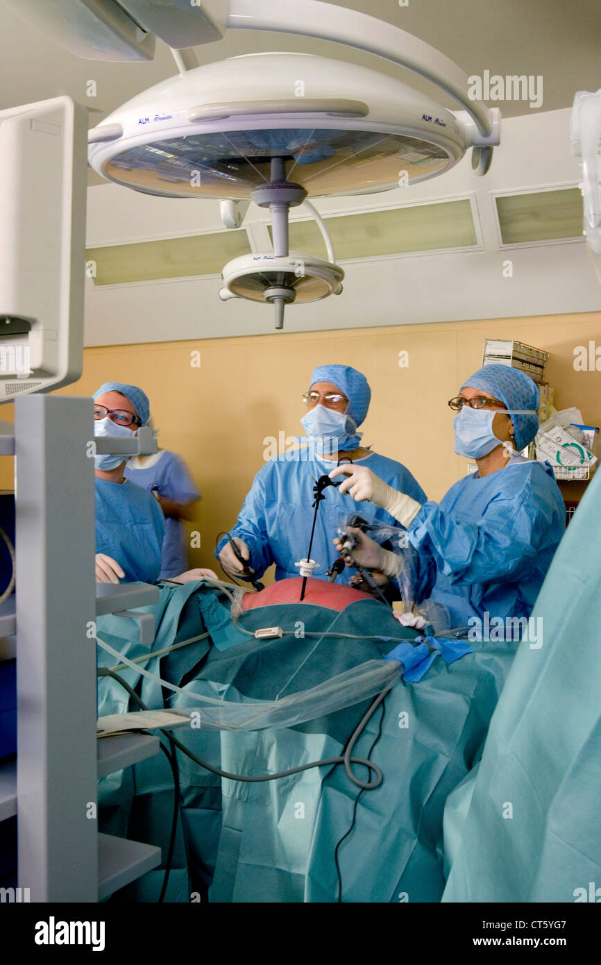 Bowel resection hi-res stock photography and images - Alamy