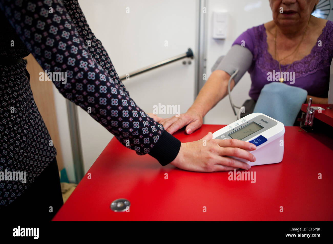 Blood panel hi-res stock photography and images - Alamy