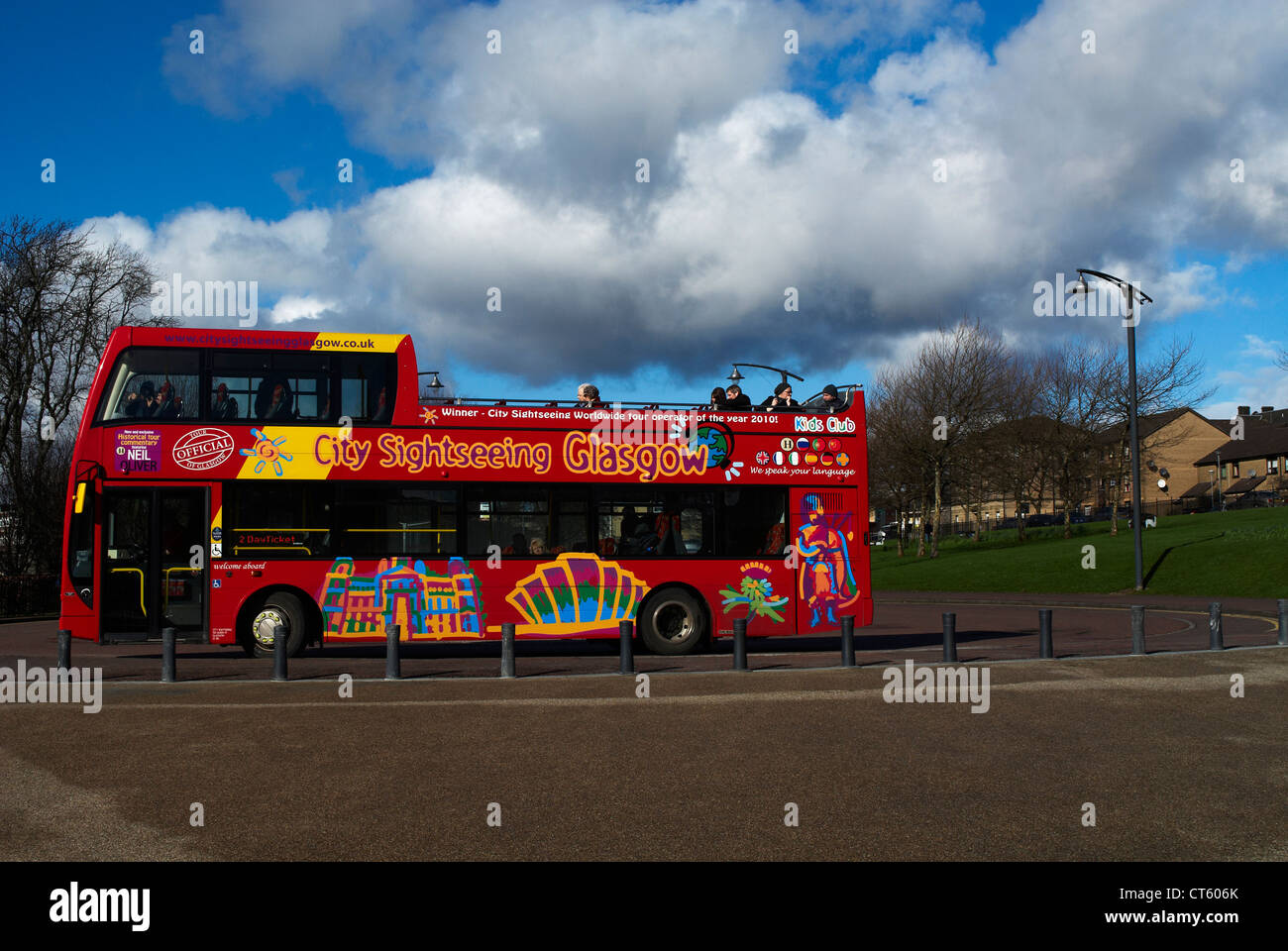 Glasgow sightseeing bus Stock Photo - Alamy