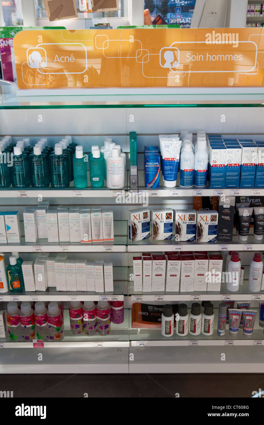 NON-PRESCRIPTION DRUG STORE Stock Photo - Alamy