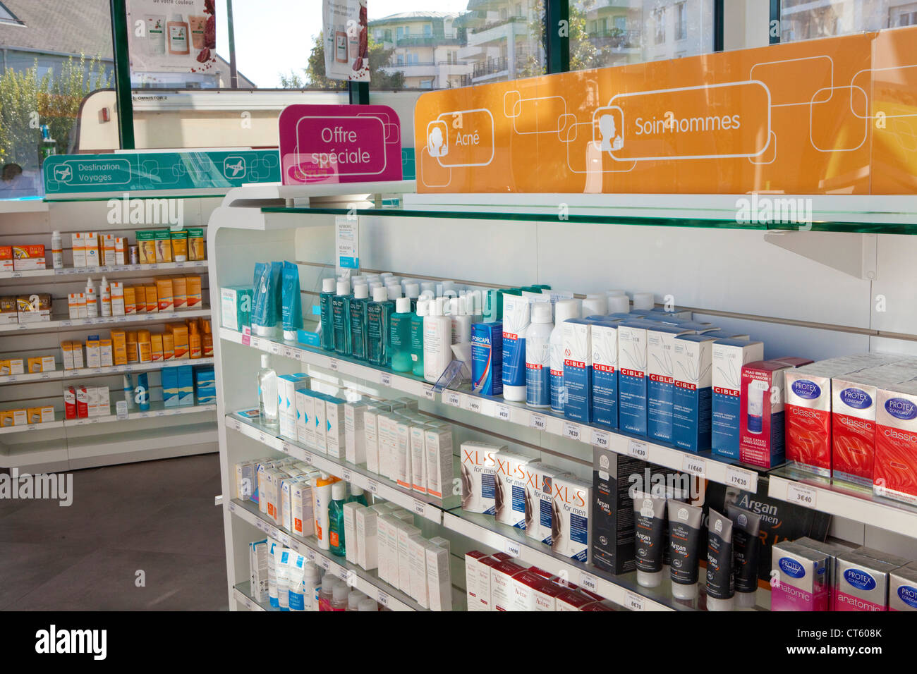 Acne store hi-res stock photography and images - Alamy