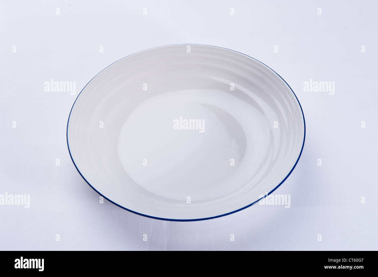 White blue rim plate hi-res stock photography and images - Alamy