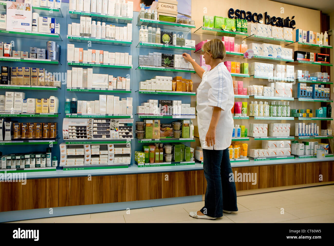 Non professionals hi-res stock photography and images - Alamy